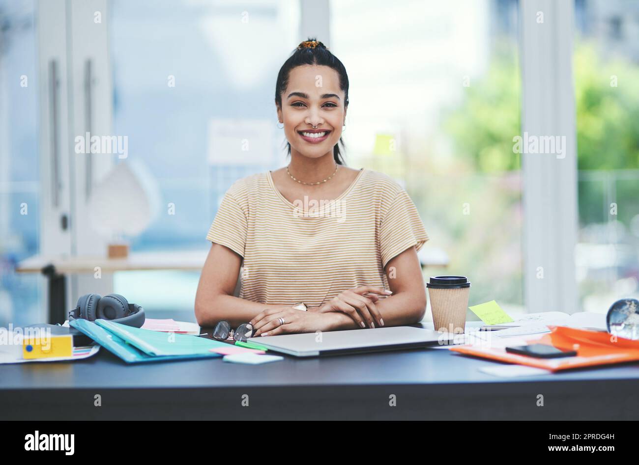 Office landscape hi-res stock photography and images - Alamy
