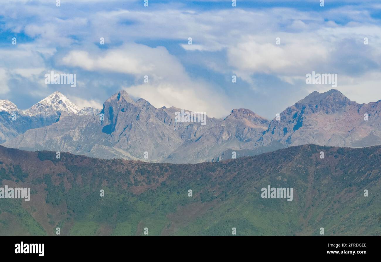 Mountain range skyline Stock Photo - Alamy