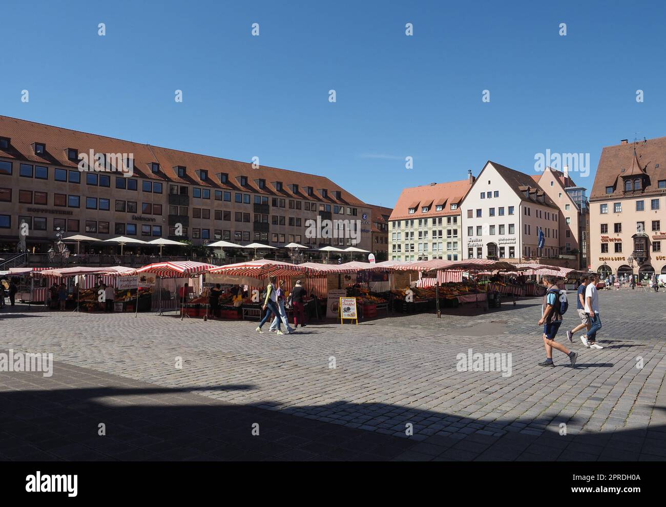 Nuernberg hauptmarkt hi-res stock photography and images - Alamy