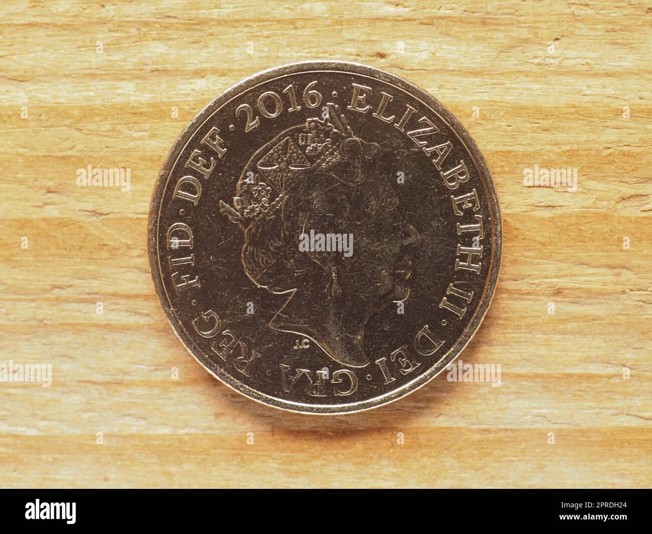 10 pence coin, obverse side showing the Queen, currency of the UK Stock ...