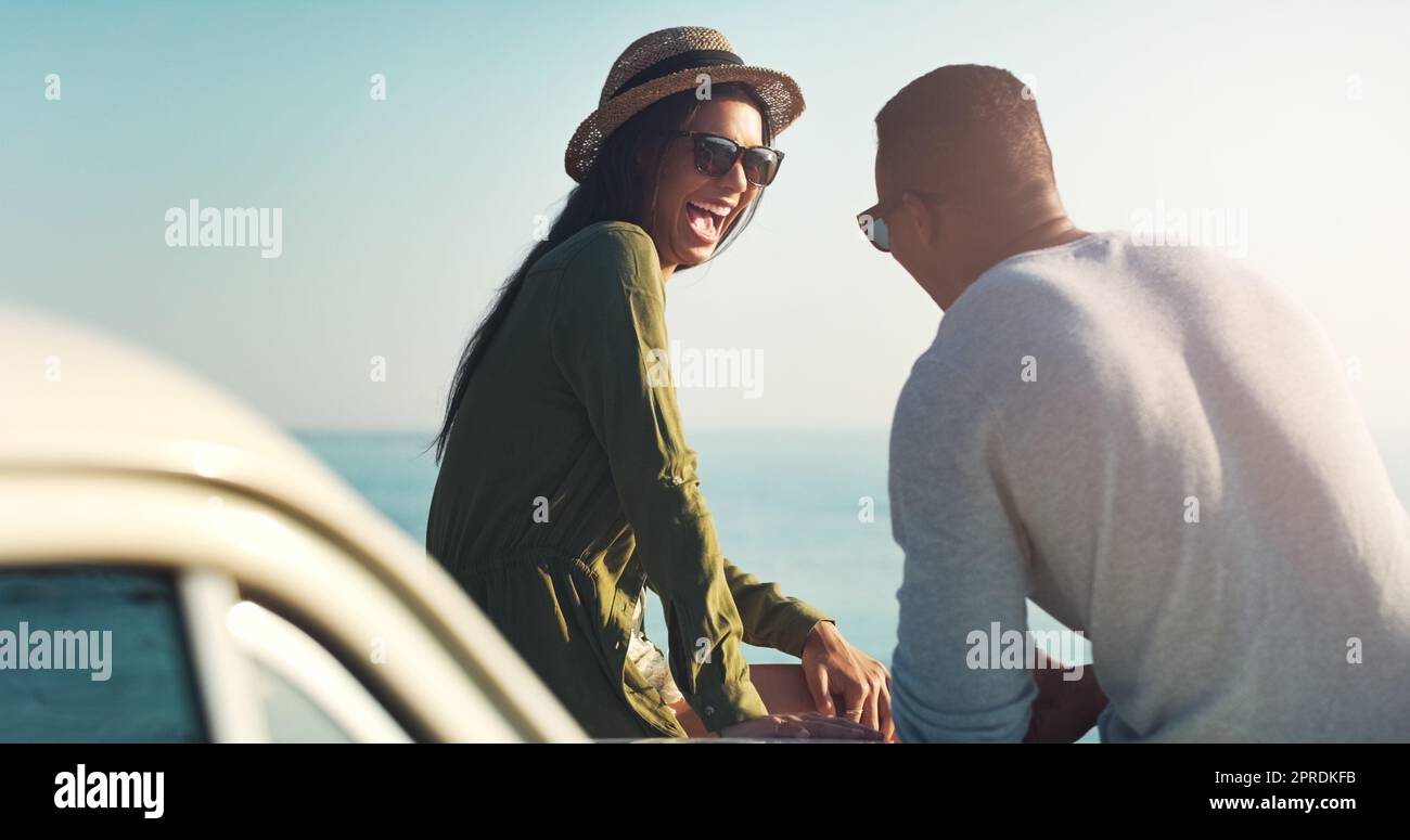 Car couple making out hi-res stock photography and images - Alamy