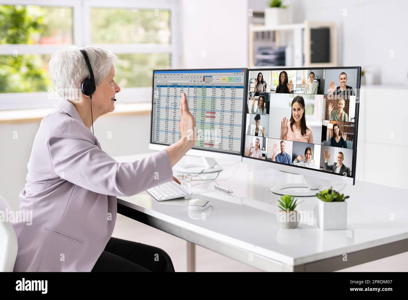 Video conference business call hi-res stock photography and images - Alamy