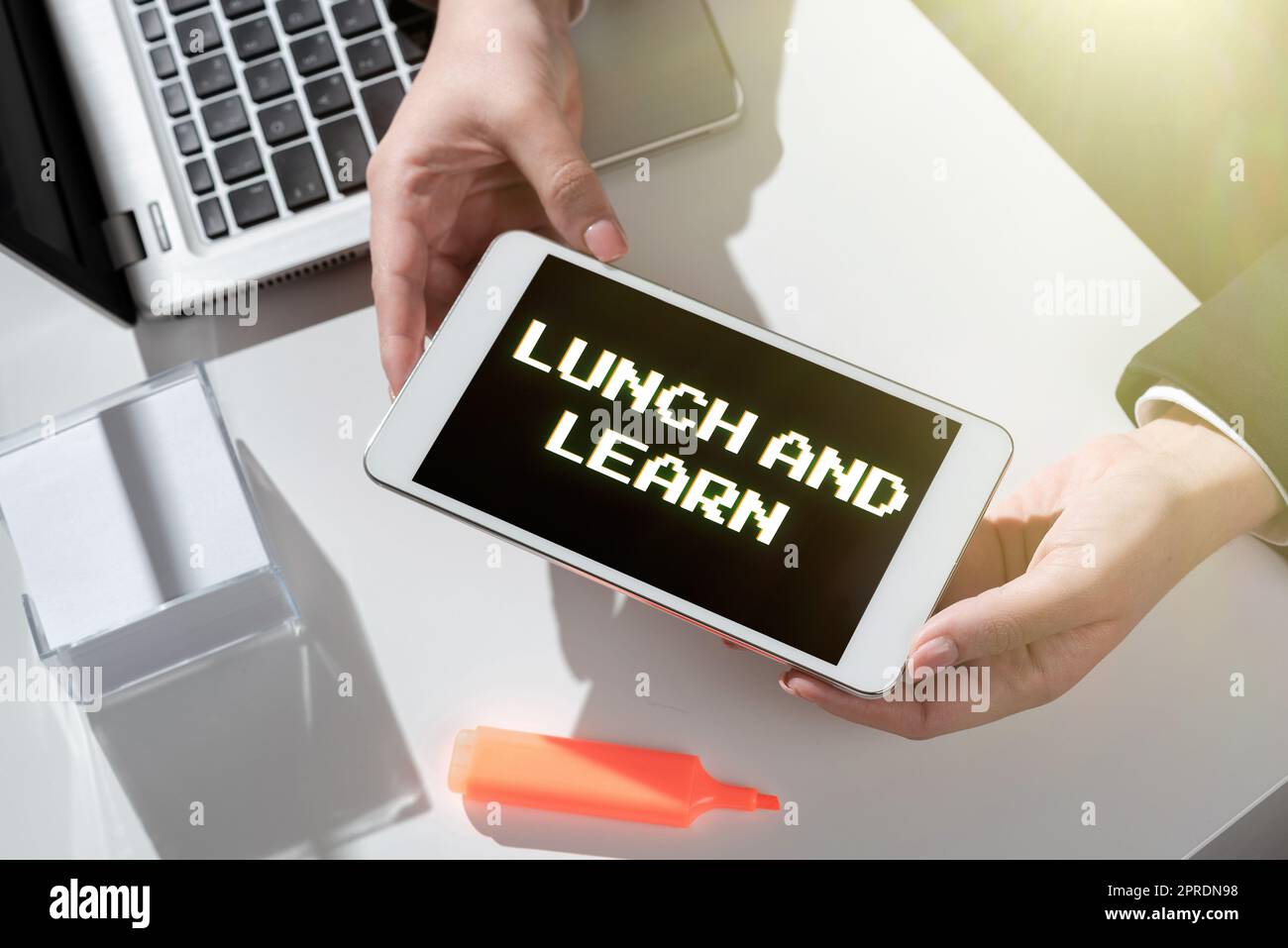 Text caption presenting Lunch And Learn. Business concept Have meal and ... Text caption presenting Lunch And Learn. Business concept Have meal and ...