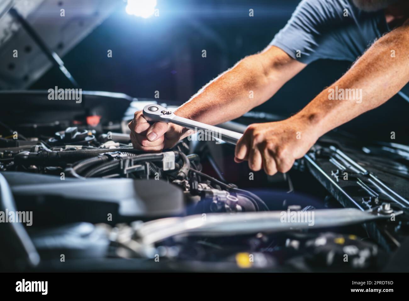 Diy auto repair hi-res stock photography and images - Alamy