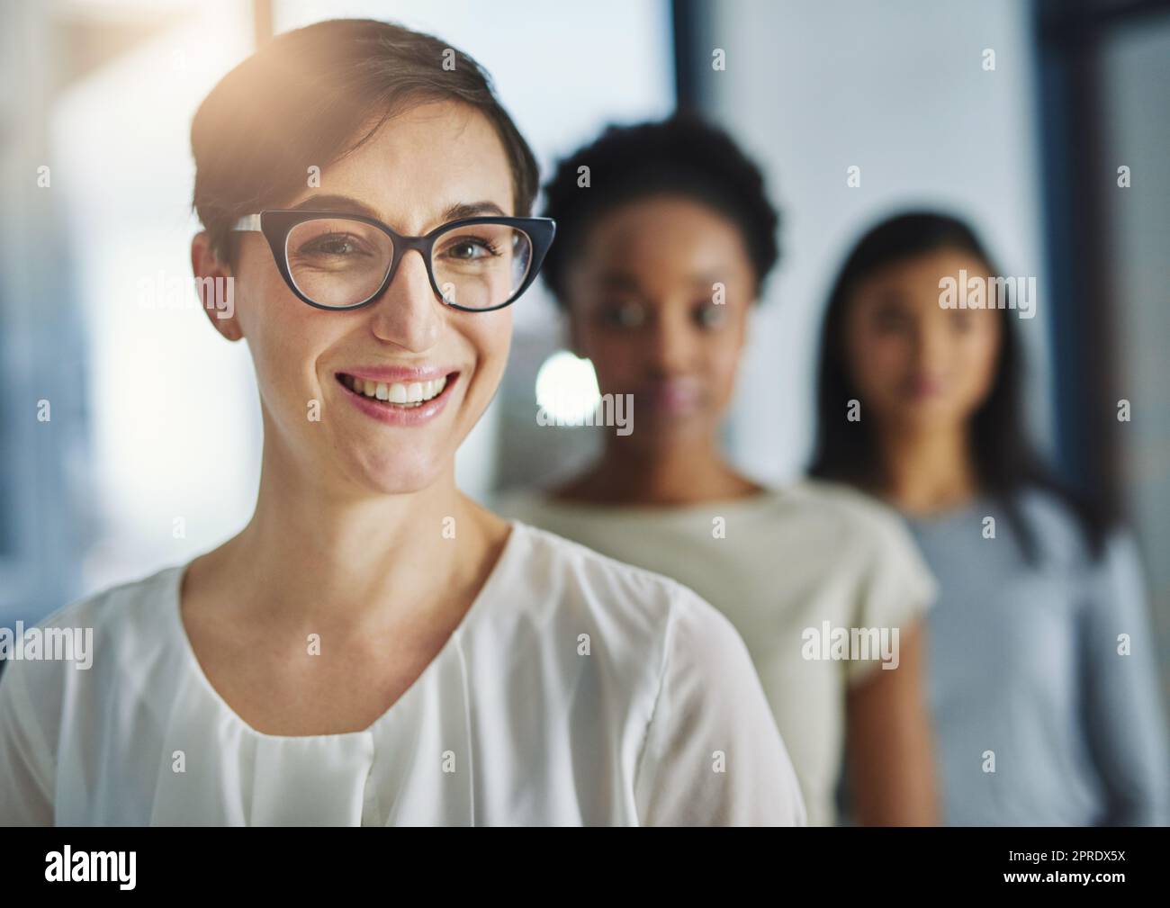 Female office worker hi-res stock photography and images - Alamy