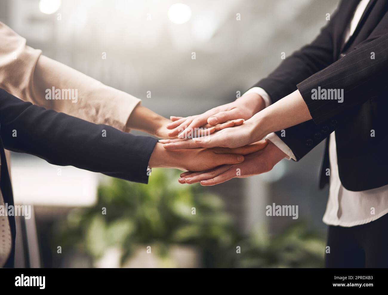 Work working together togetherness hi-res stock photography and images ...