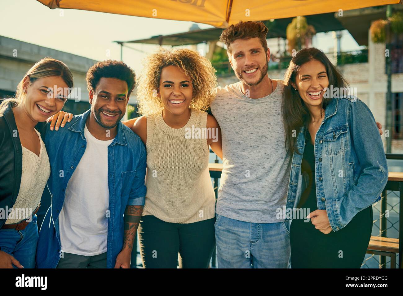 Group of diverse friends hi-res stock photography and images - Alamy