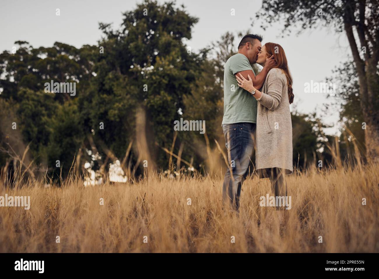 Countryside love hi-res stock photography and images - Alamy