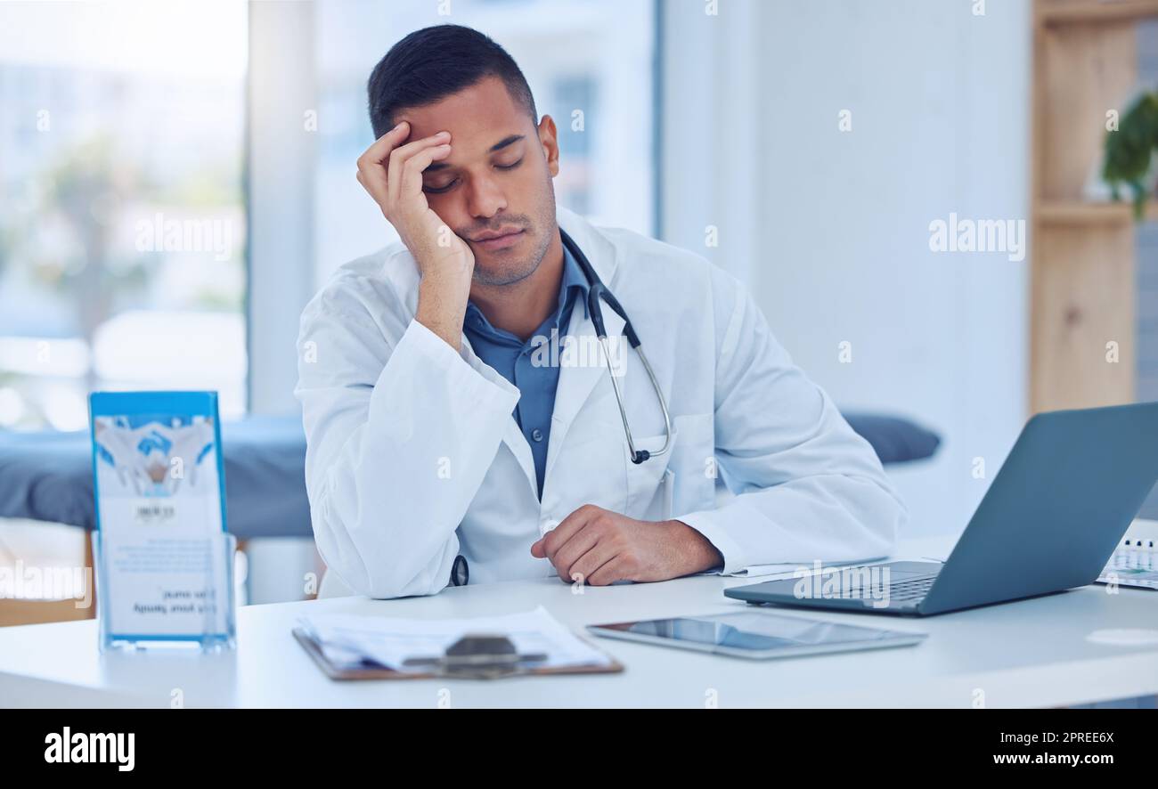 Exhausted doctor india hi-res stock photography and images - Alamy