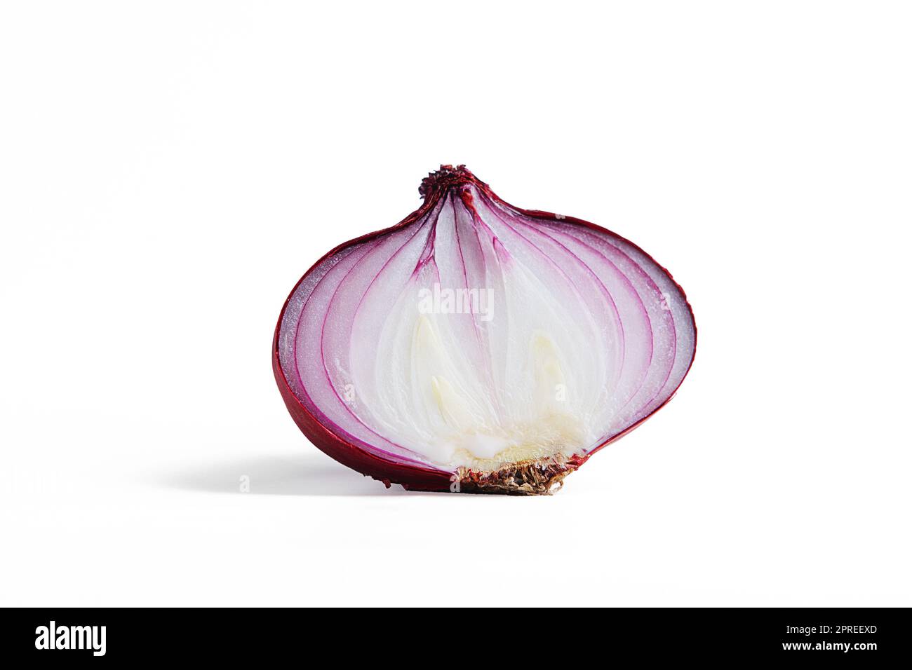 Fresh red onion cutted in half Stock Photo - Alamy