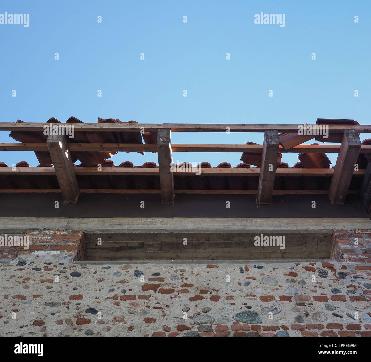 roof damaged by gale wind during hurricane Stock Photo - Alamy
