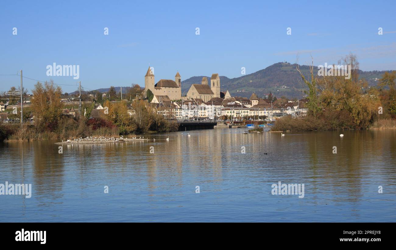 Medieval castle in Rapperswil, Switzerland Stock Photo - Alamy