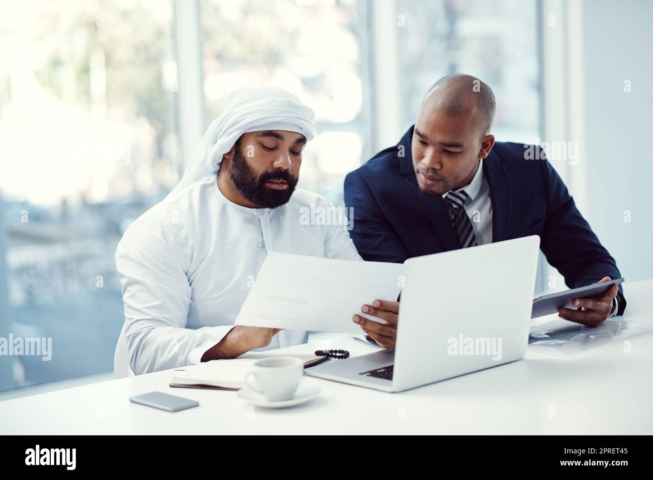 Business moguls hi-res stock photography and images - Alamy