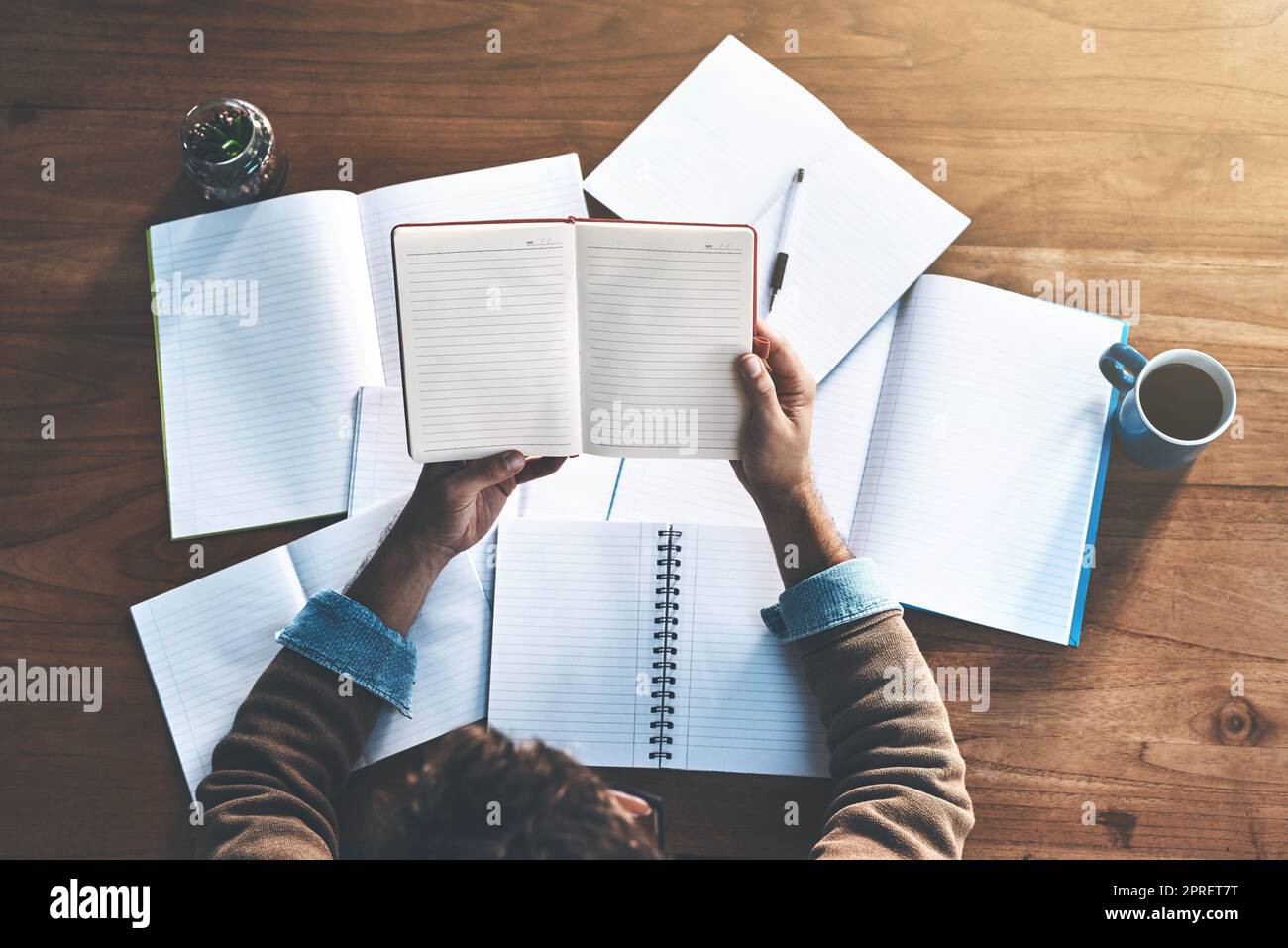 Student thinking test hi-res stock photography and images - Alamy