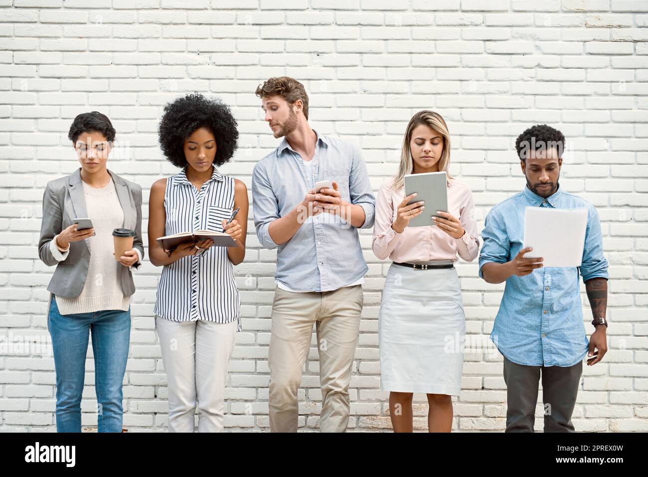 Modern line design hi-res stock photography and images - Alamy