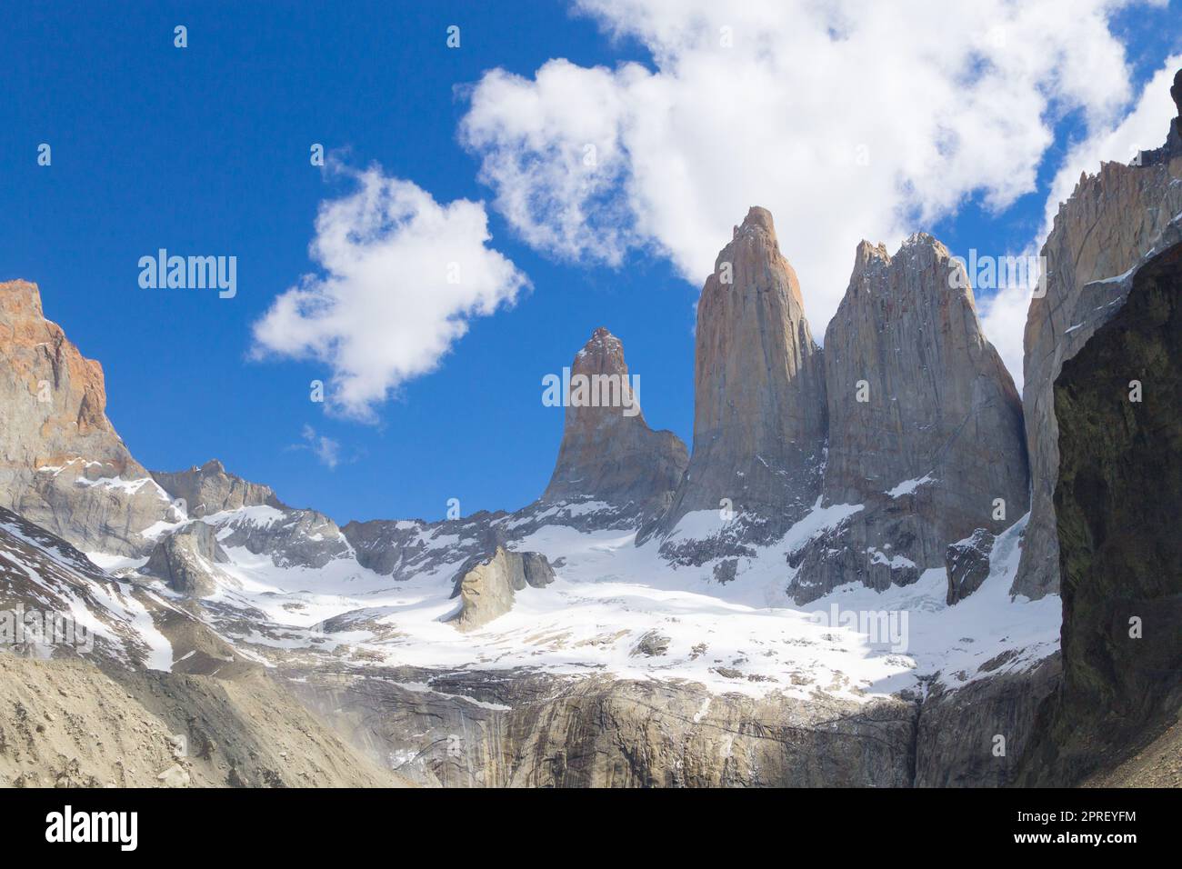Base Las Torres viewpoint, Torres del Paine, Chile Stock Photo - Alamy