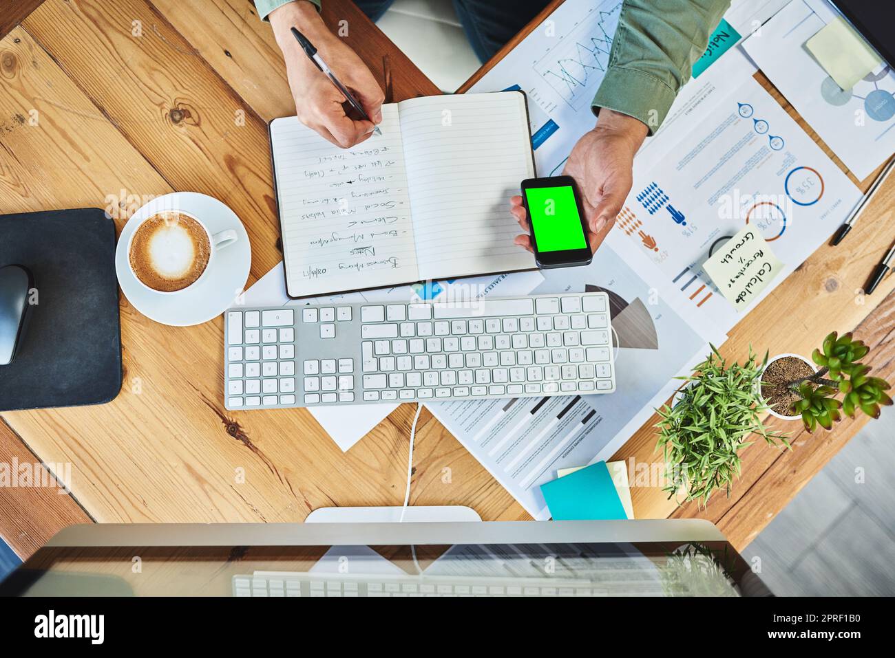 Write things hi-res stock photography and images - Alamy