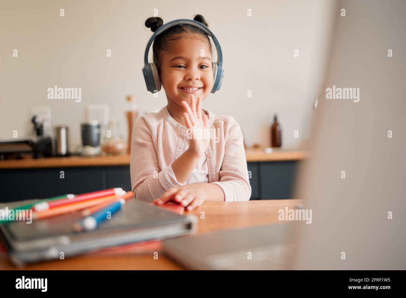 Video call lesson hi-res stock photography and images - Alamy
