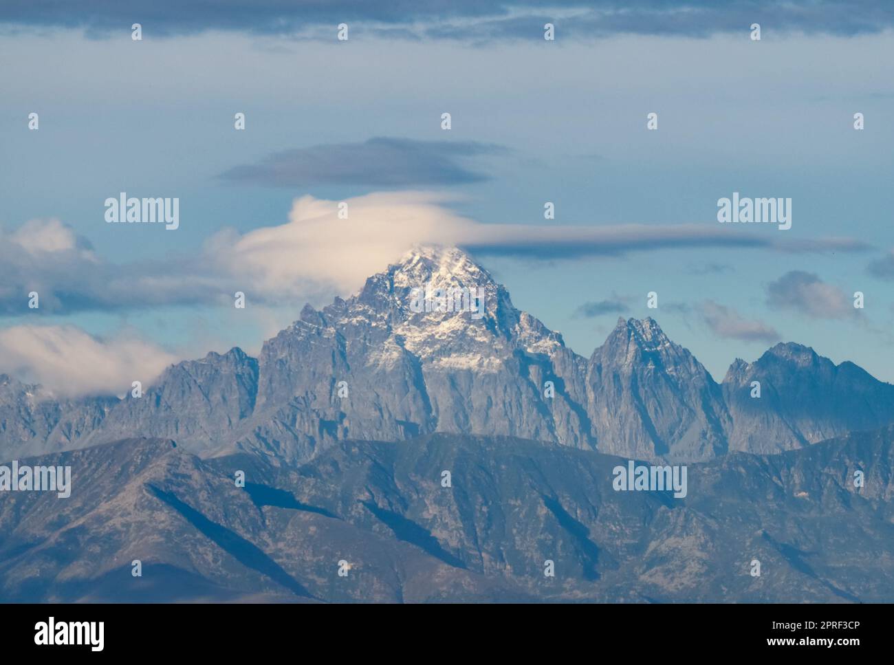 Monviso skyline hi-res stock photography and images - Alamy