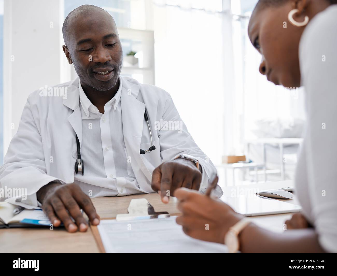 Medical consent form hi-res stock photography and images - Alamy