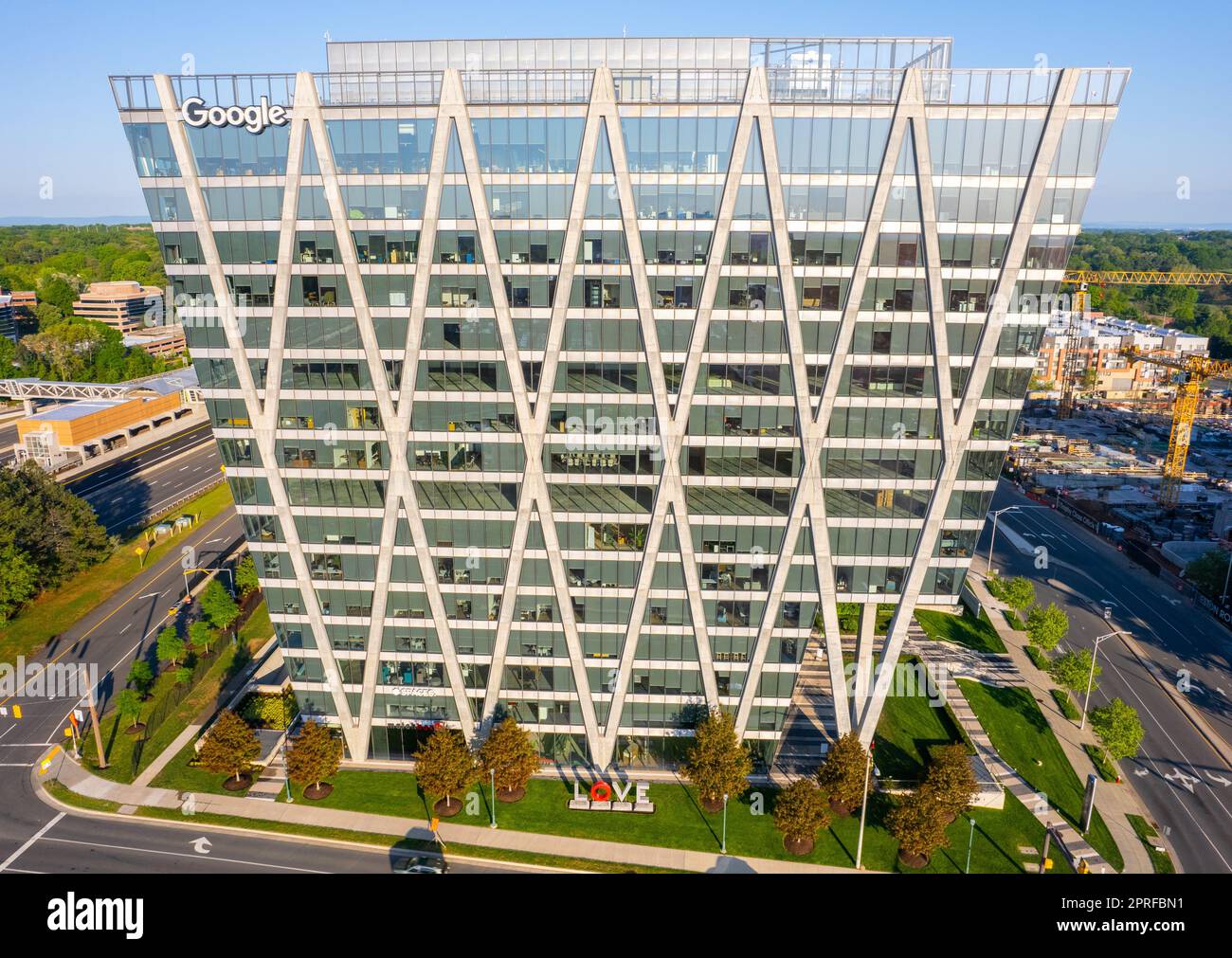 Downtown reston hi-res stock photography and images - Alamy