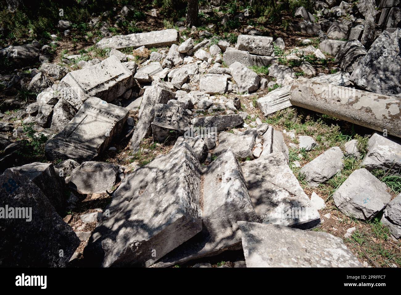 Broken classic ancient column in an amphitheater Stock Photo - Alamy