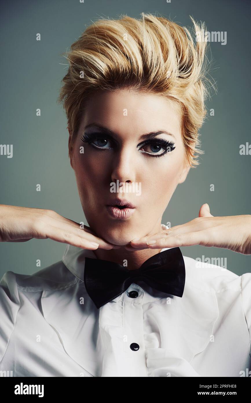 Sassy pose hi-res stock photography and images - Alamy