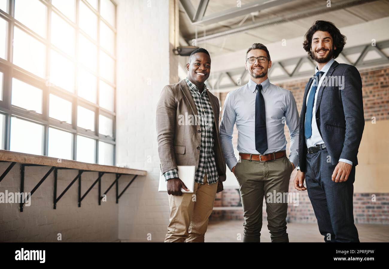 Three men posing hi-res stock photography and images - Alamy