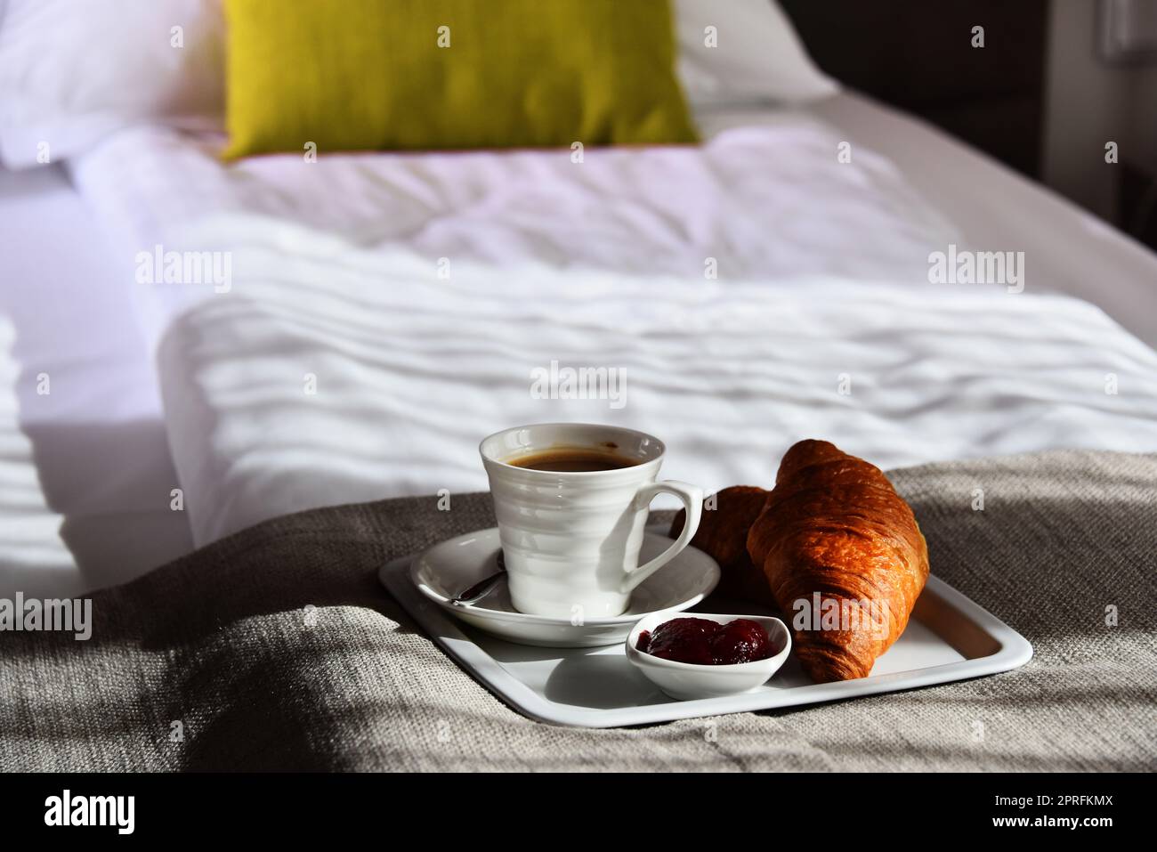 Breakfast in bed in hotel room Stock Photo - Alamy
