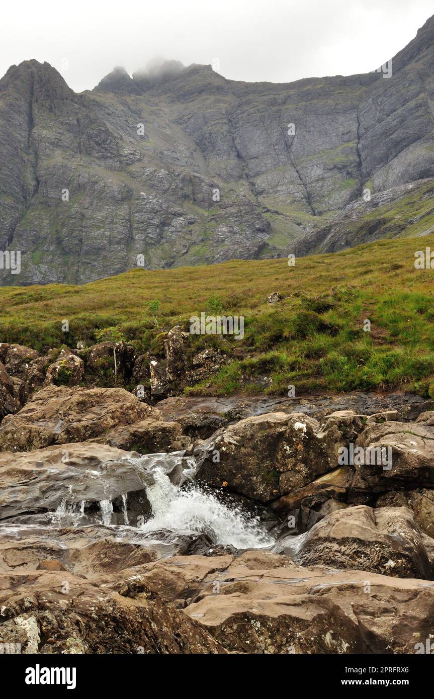 Auf der Isle of Sky sind die Ferry Pools ein beliebter Ausflugsort ...