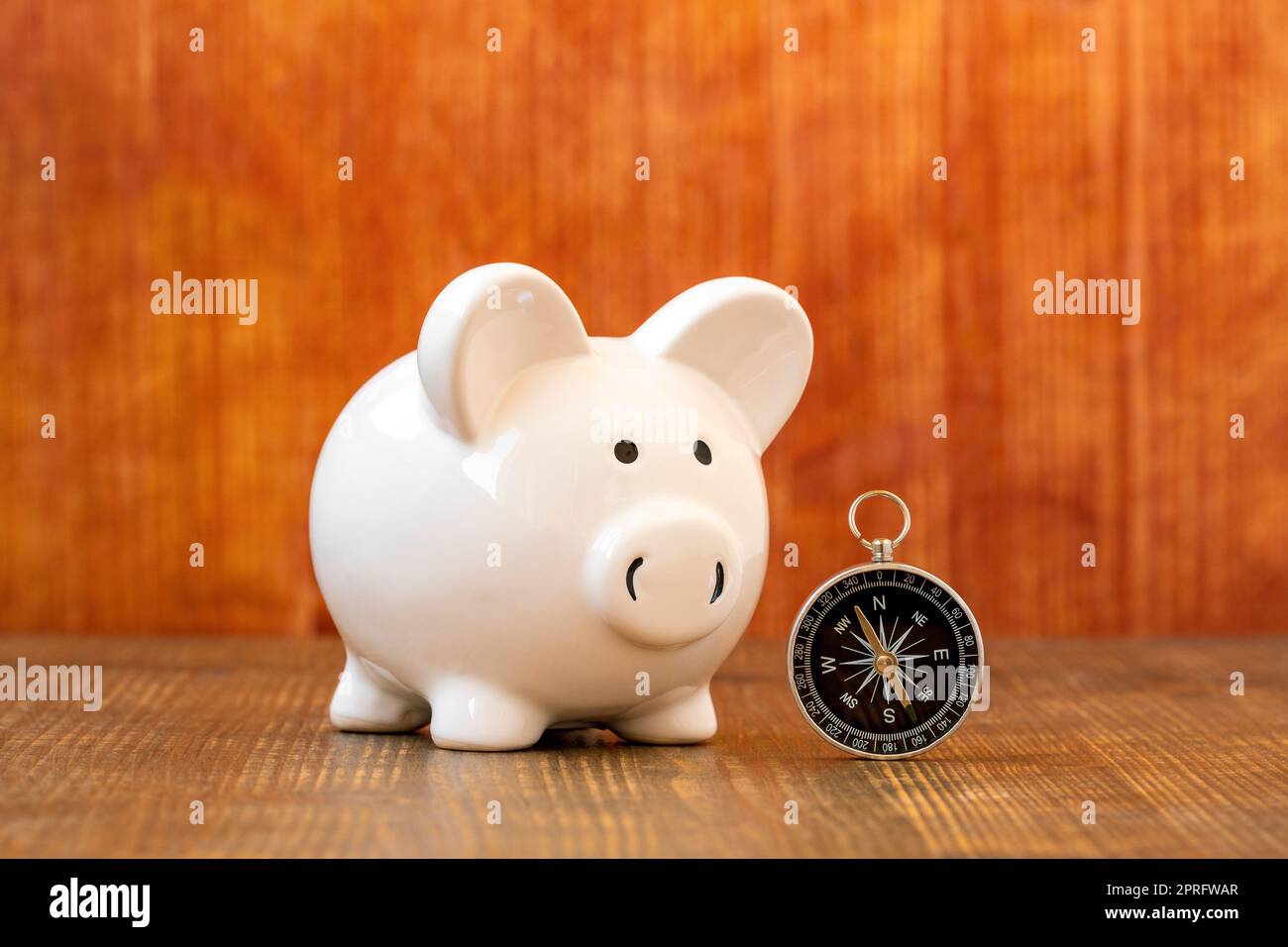 Save money hi-res stock photography and images - Alamy