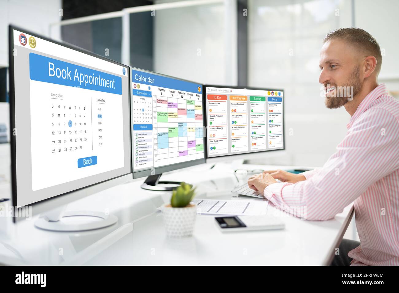 Meeting booking hi-res stock photography and images - Alamy