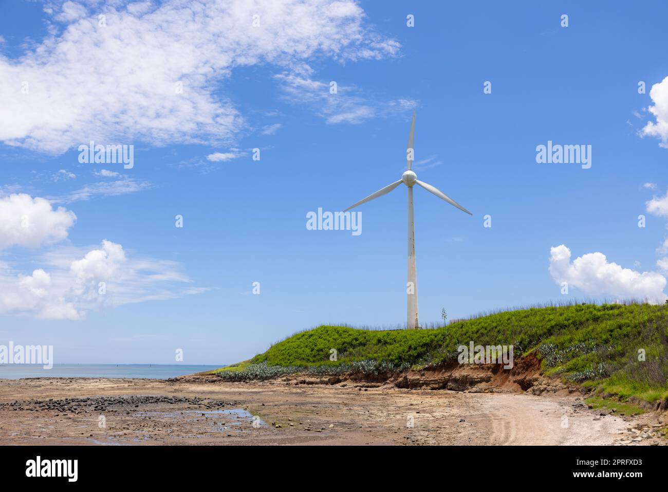 Seaside technology hi-res stock photography and images - Alamy