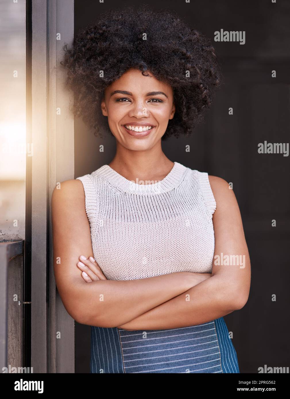 Work friendly cafe hi-res stock photography and images - Alamy