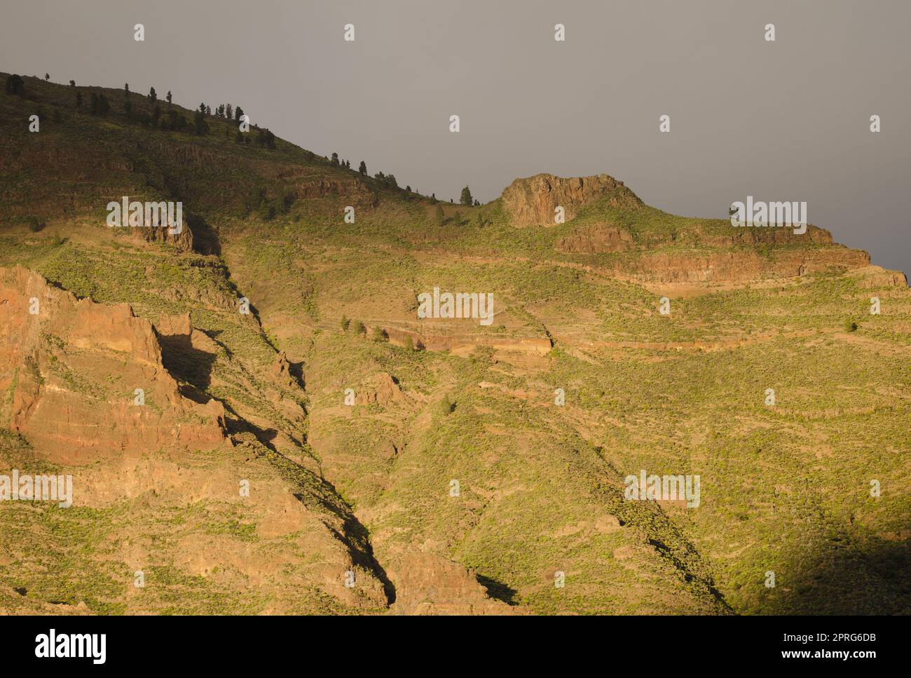Steep cliff cliffs slope slopes hi-res stock photography and images - Alamy
