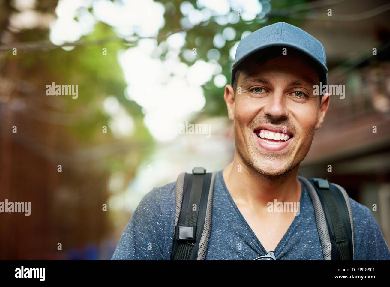 Seeing the world through the eyes hi-res stock photography and images ...