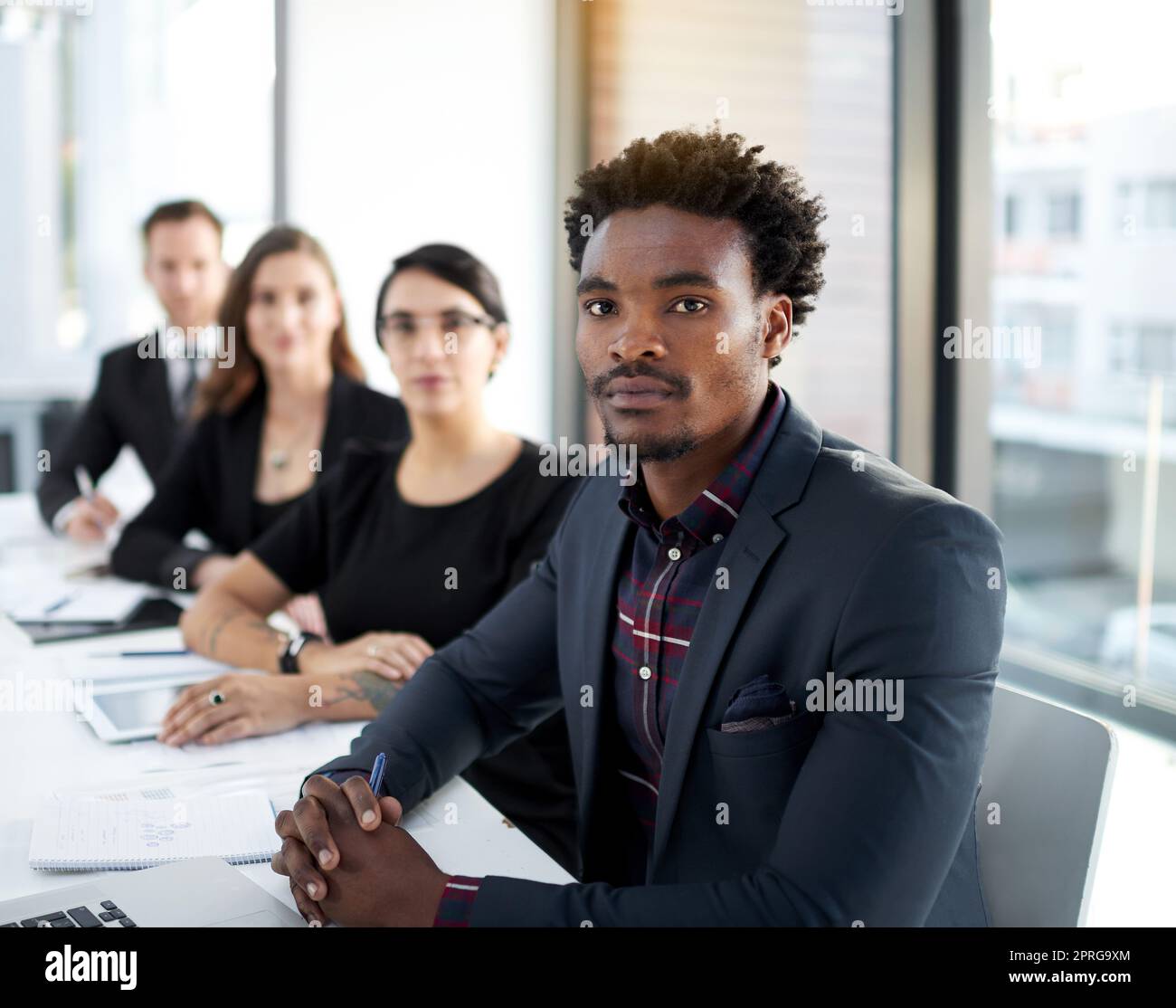 Meeting sitting serious portrait hi-res stock photography and images ...