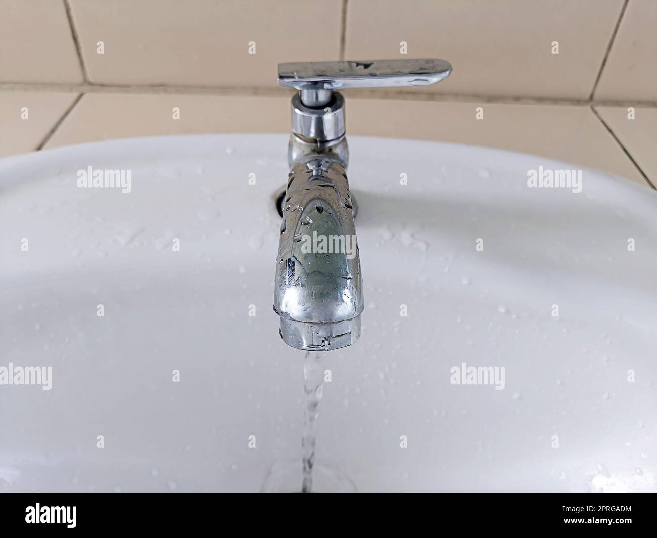 Healthy open valve hi-res stock photography and images - Alamy
