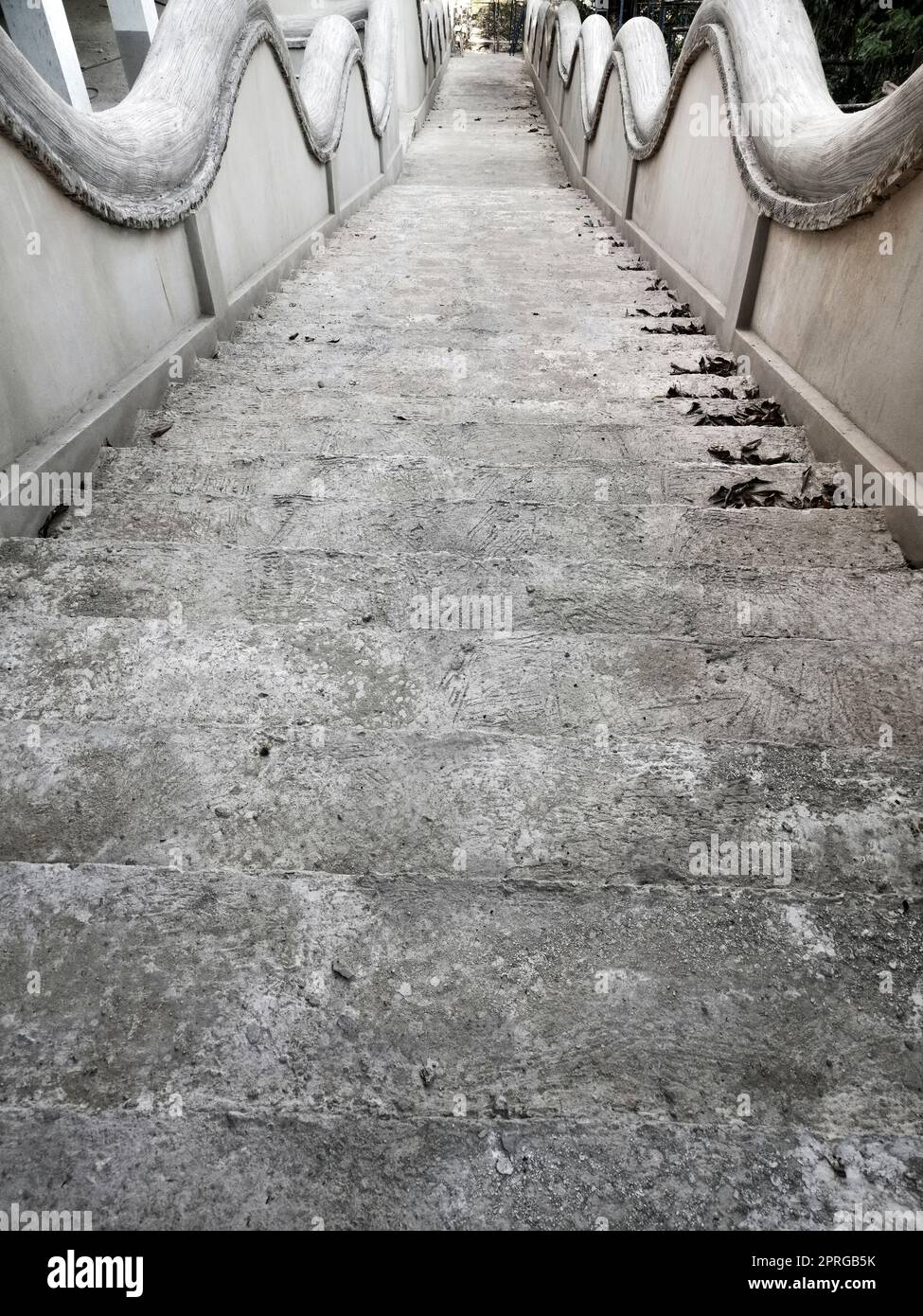 Cement staircase way temple hi-res stock photography and images - Alamy