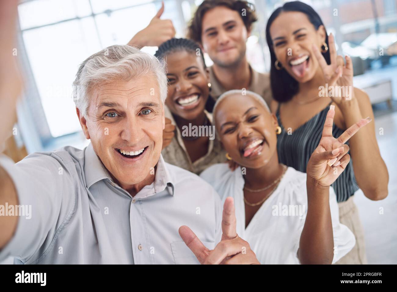 Team building office fun diversity hi-res stock photography and images ...