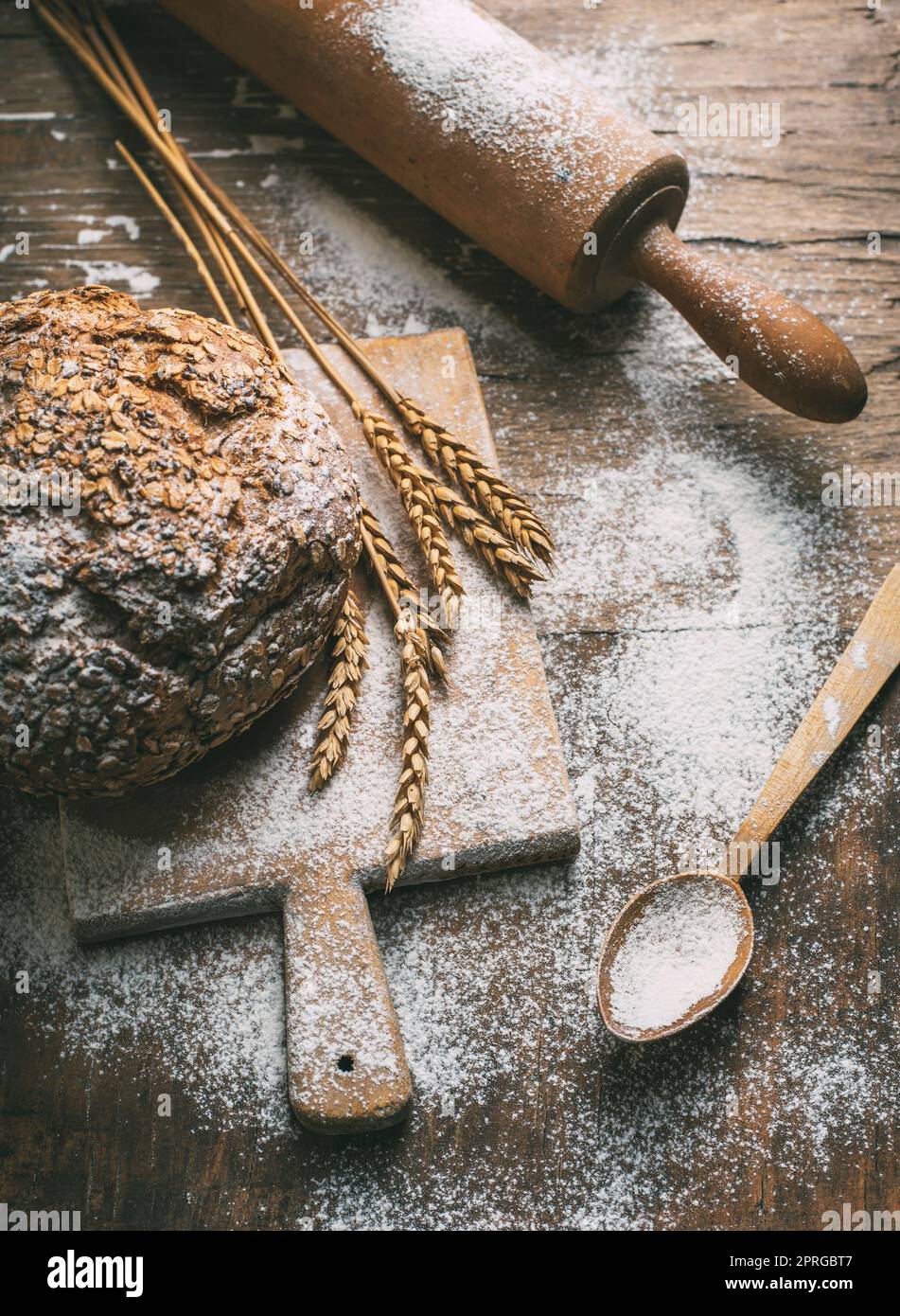 Chef making bread hi-res stock photography and images - Alamy