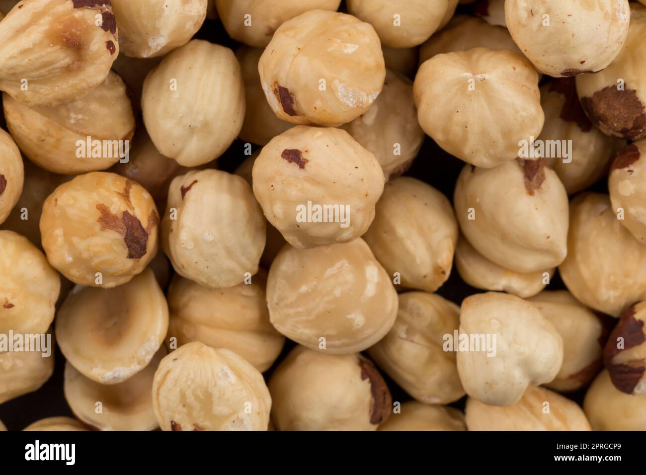 Hazelnuts background hi-res stock photography and images - Alamy