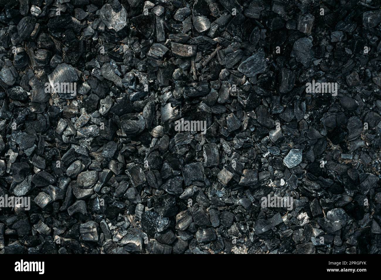 Black dark coal hi-res stock photography and images - Alamy