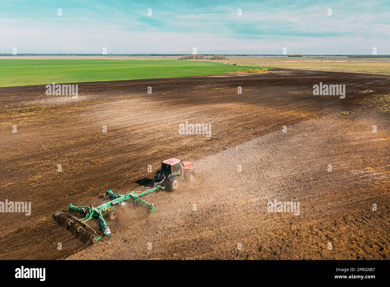 Dirt plows hi-res stock photography and images - Alamy