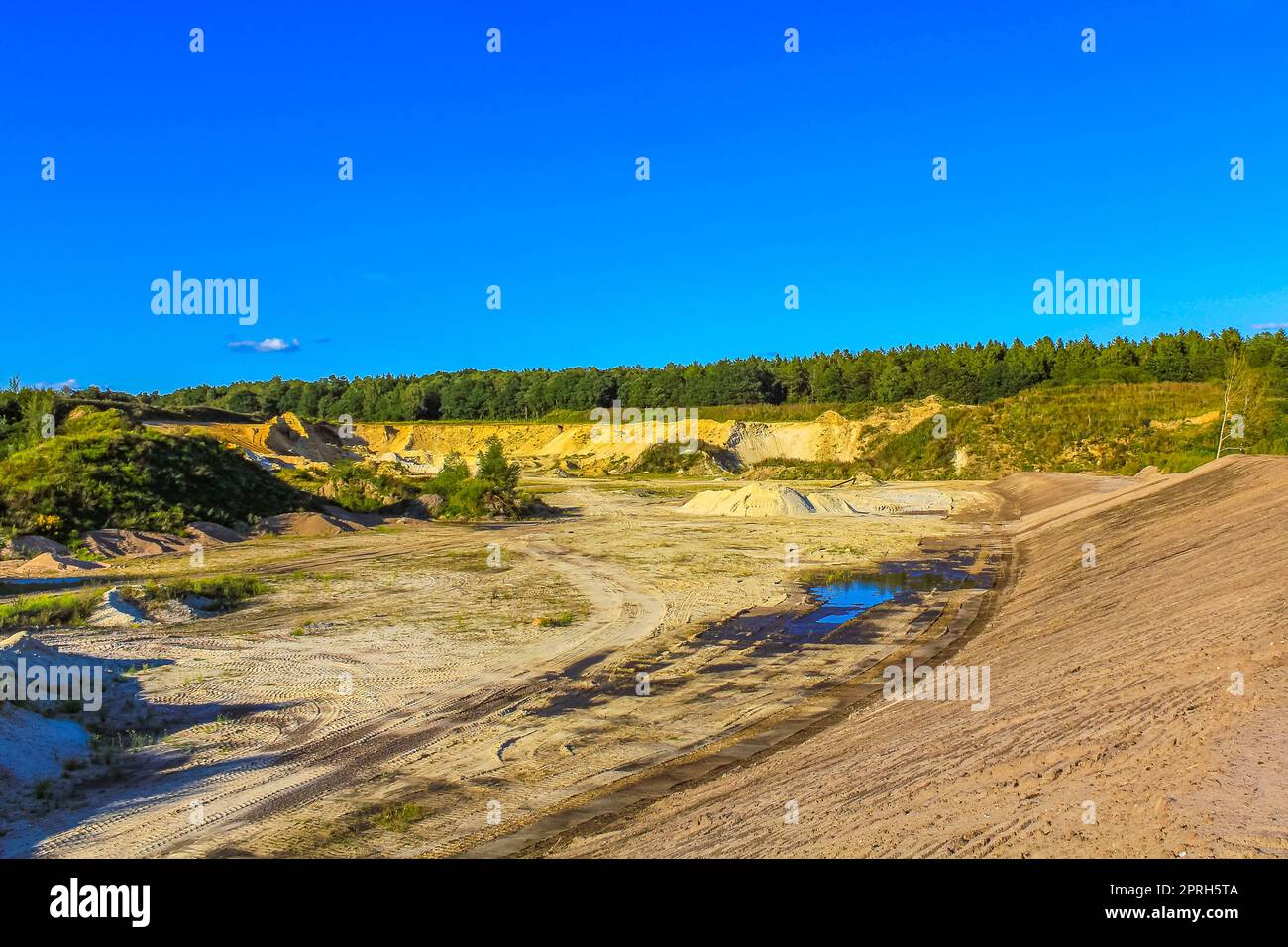 Excavated sand mountains hi-res stock photography and images - Alamy