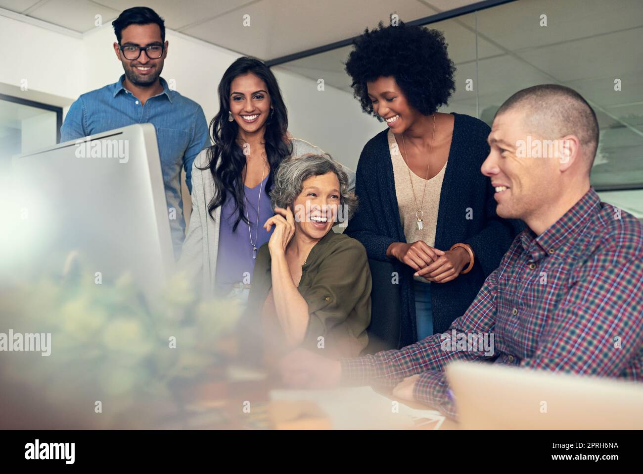 Successful team hi-res stock photography and images - Alamy