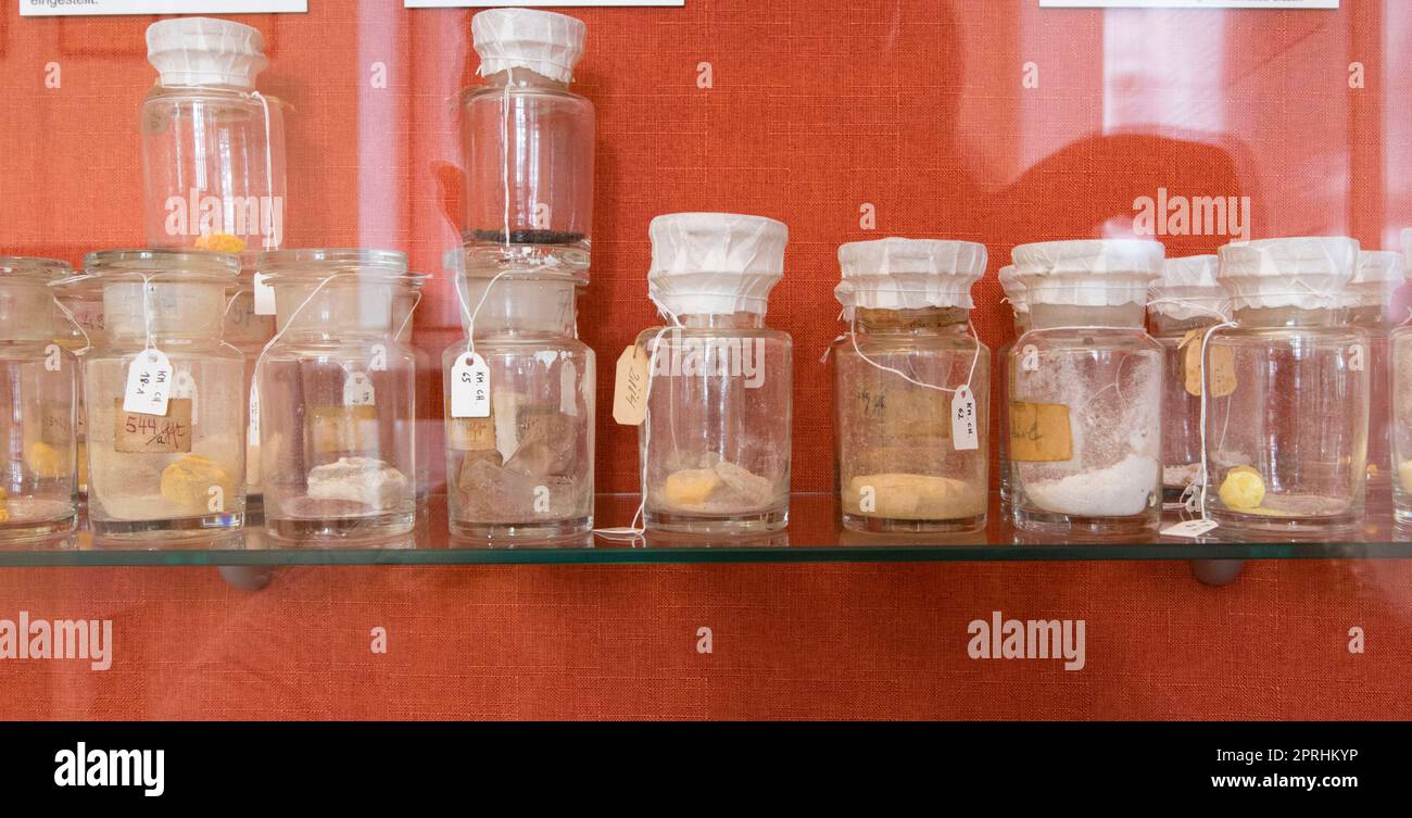 Chemical analysis room hi-res stock photography and images - Alamy
