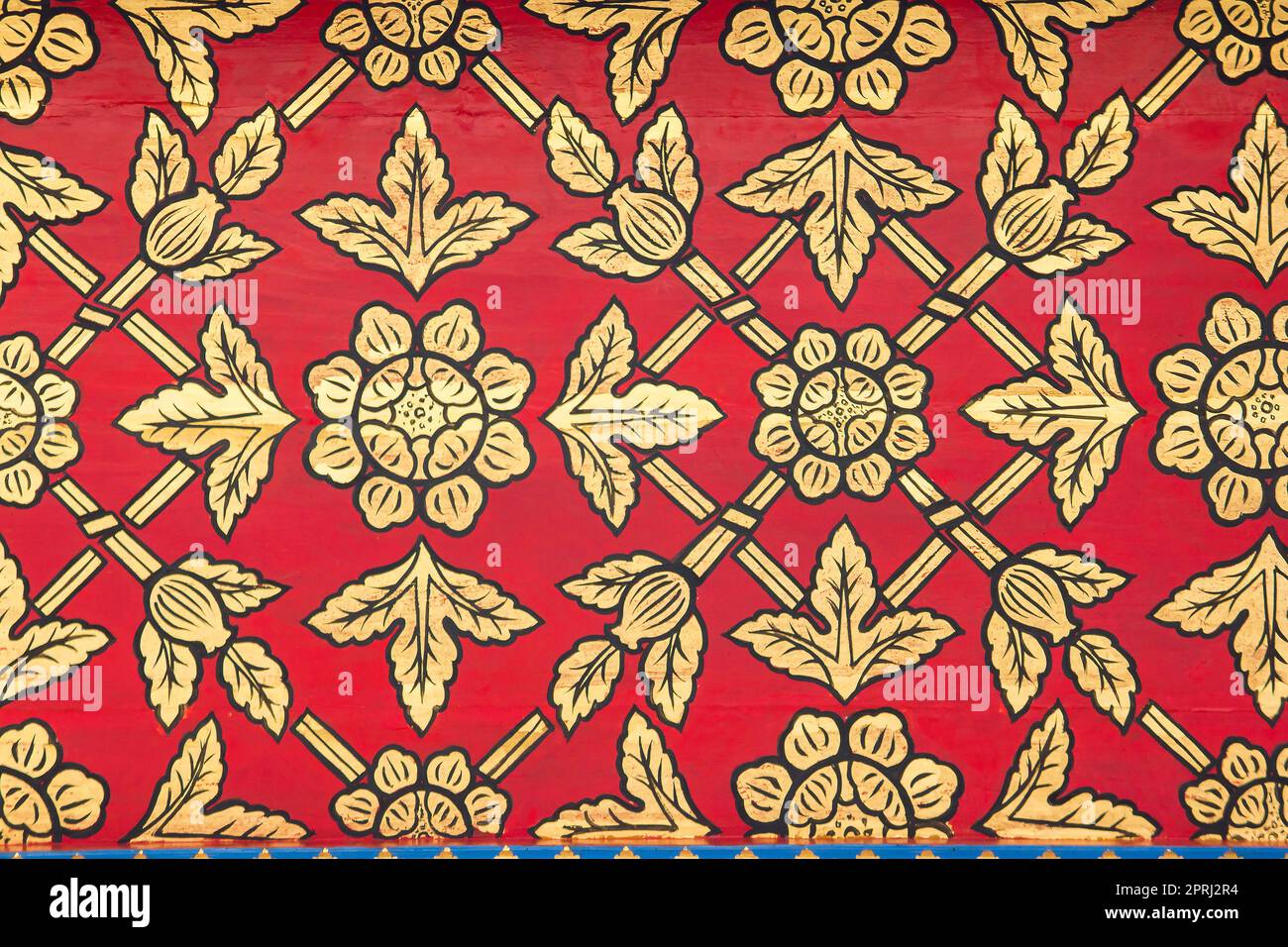 Thai pattern on the ceiling that is unique in the temples of Thailand ...