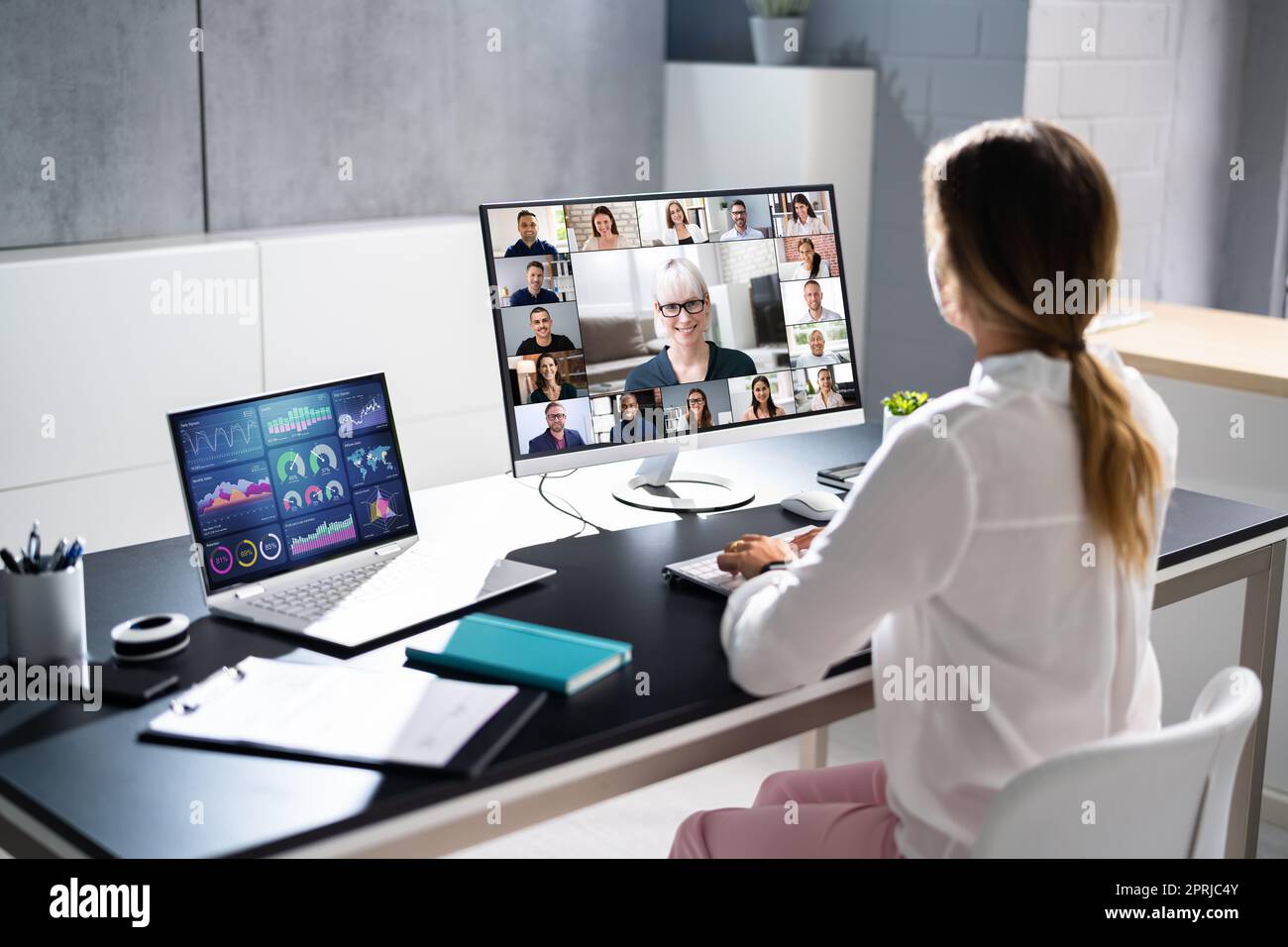 Online Video Conference Virtual Meeting Stock Photo - Alamy