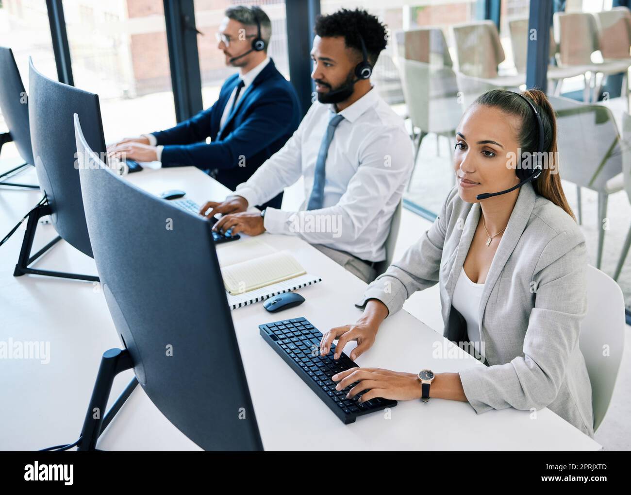 Team contact hi-res stock photography and images - Alamy